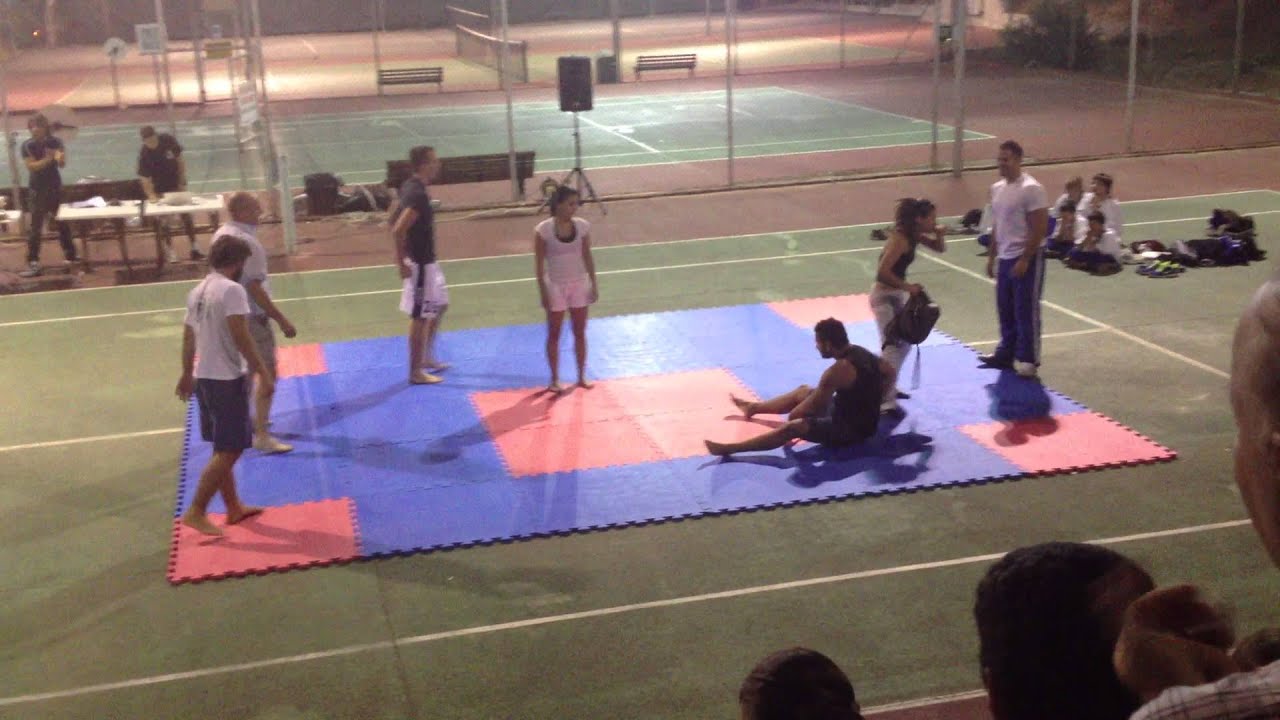 ΑΥΤΟΑΜΥΝΑ ΓΥΝΑΙΚΕΣ VS ΑΝΤΡΕΣ (Underground Pankration MMA Academy) - YouTube