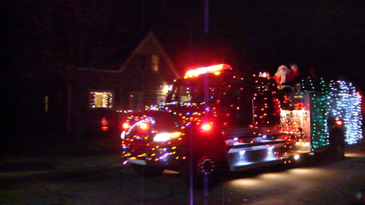 Santa Rides the Fire Truck (raw video) - YouTube