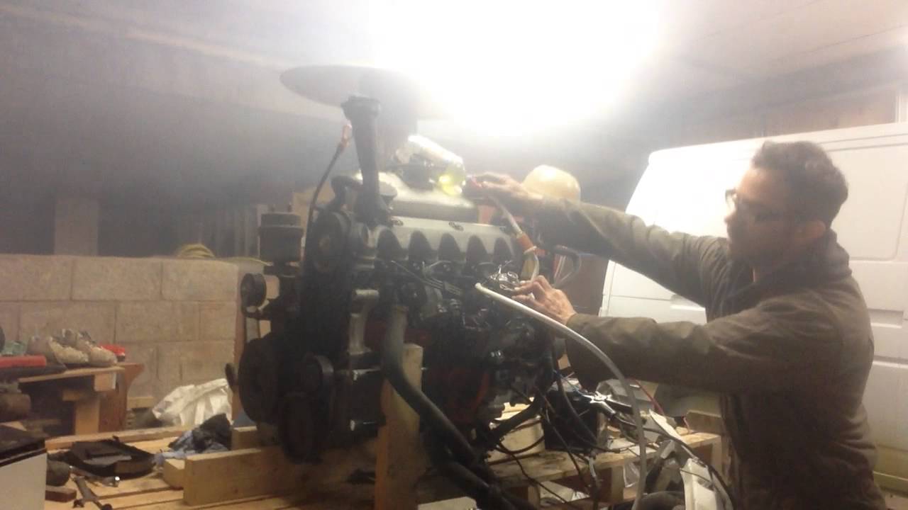 VW T4 2.5 Turbo engine first bench start with MTDI fuel pump - YouTube