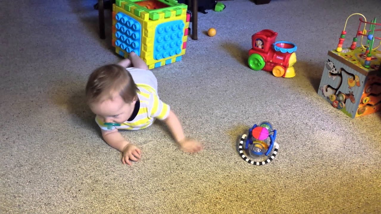 Troy army crawl 9 months - YouTube