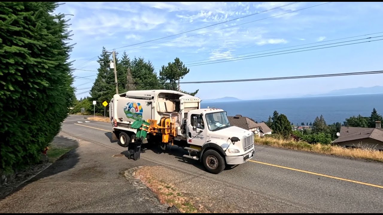 Summer 2025 Grand Finale!! With 2 Fast Freightliner Split Body Labrie ...