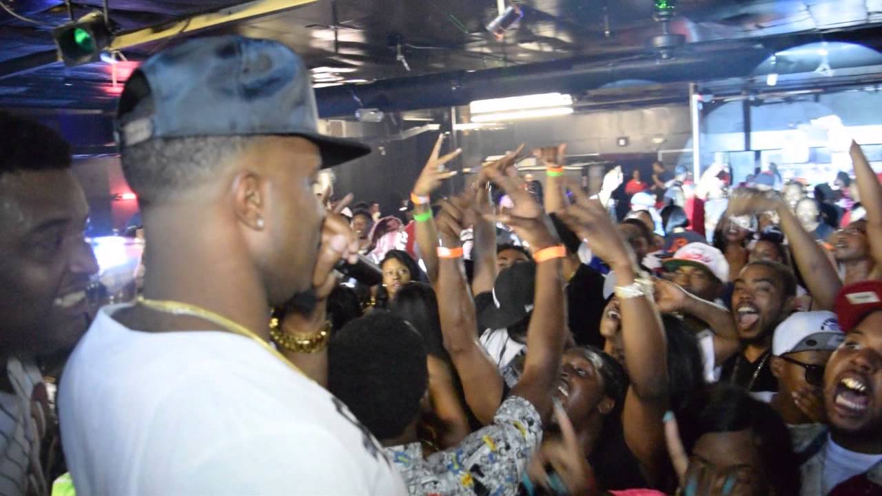 Mo Beatz - Bread Winner (Live at Club Fuze) Gastonia, NC - YouTube
