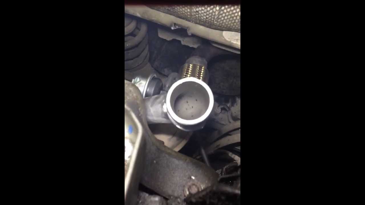 Fuite d huile interne turbo 2l2 dci - YouTube