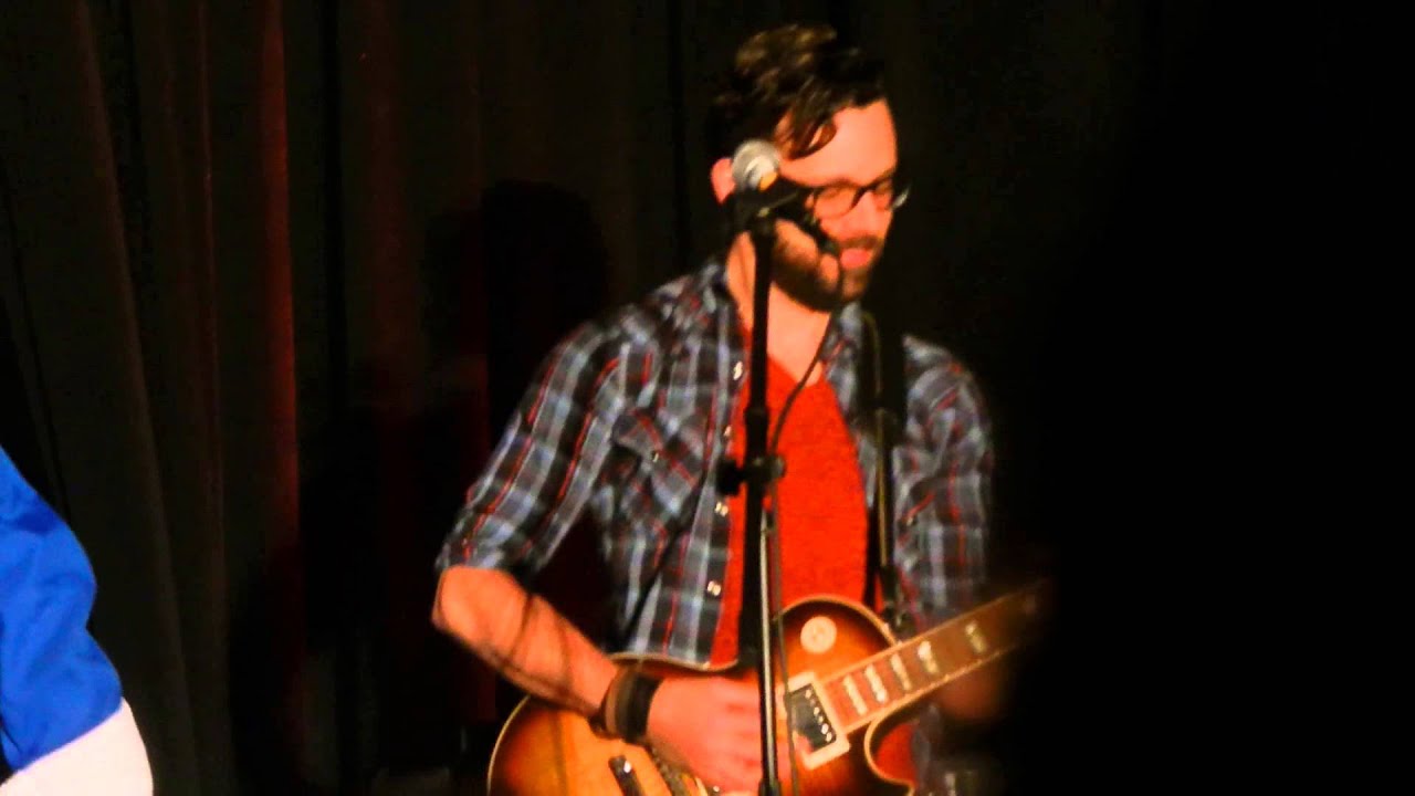 Intro Louden Swain - YouTube