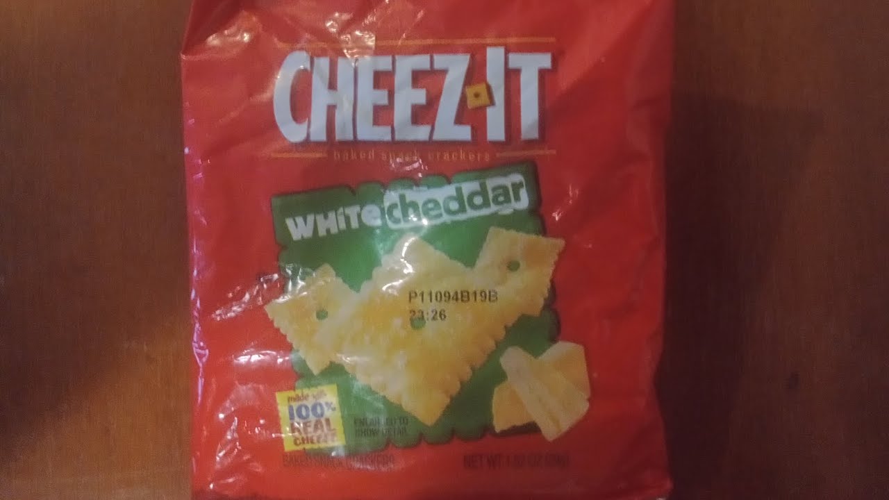 eating Cheez-Its white cheddar - YouTube