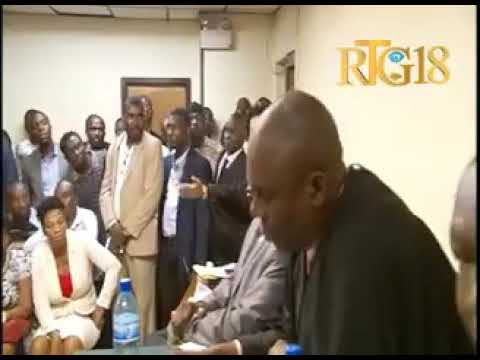 Ti George kase met nan men zokiki, zokiki manke kriye - YouTube