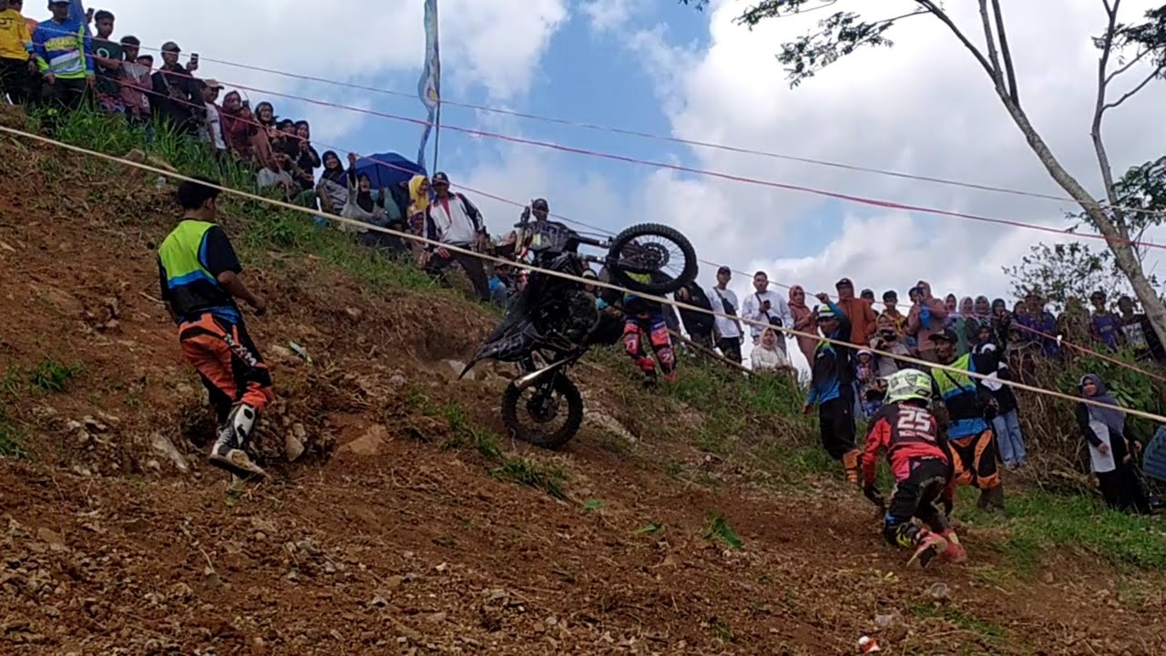 Rela Motor ancur demi menaklukan tanjakan ekstrim!! kompetisi nasional ...