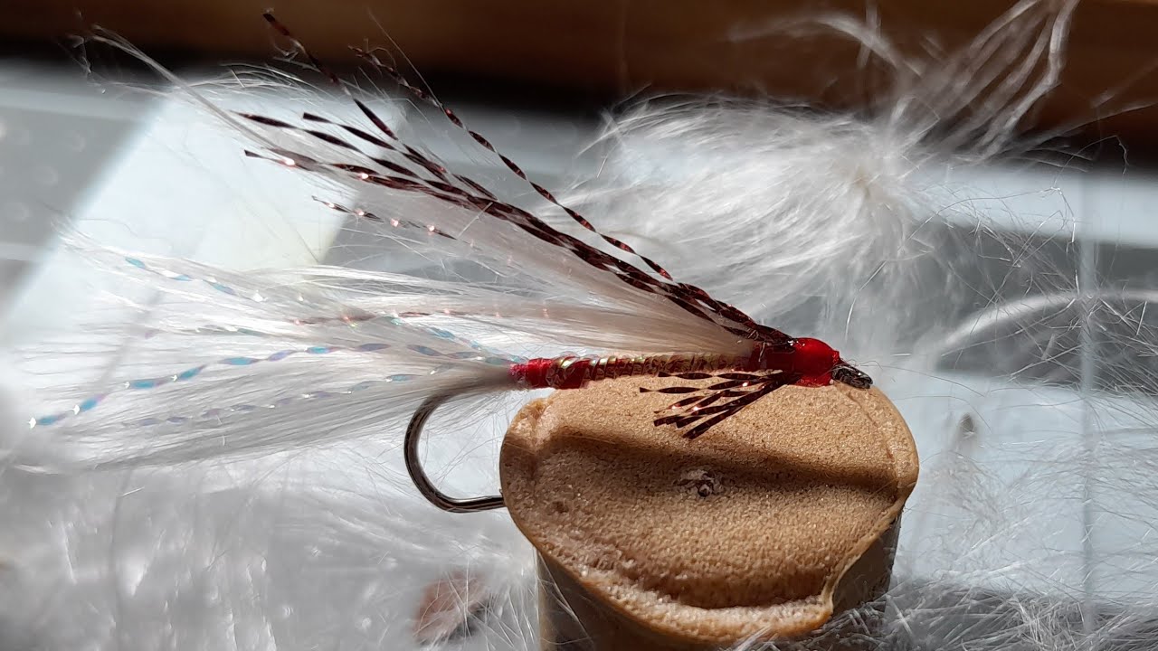 Fly tying- with material from backyard/wild: white fluffy coma from ...