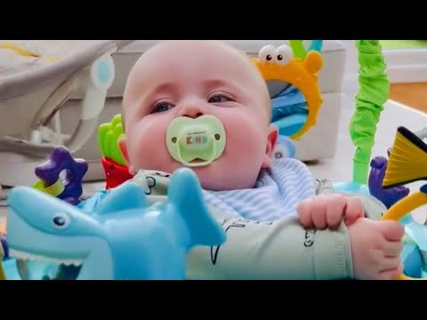 Cute baby chilling 🤍😘👶🏽🤩🪀🧸 - YouTube