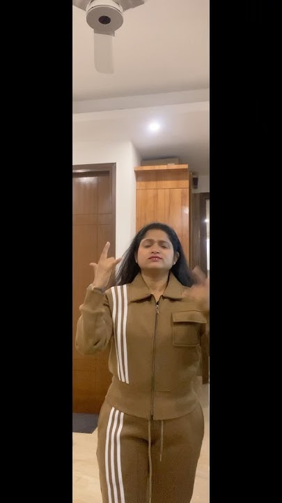 GRWM For Airport Look #lifewithswatiarora #grwm #ytshorts - YouTube