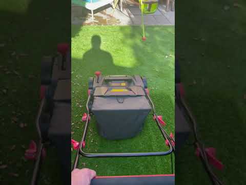 Sweepy Box 400 Artificial Grass Power Brush with collection Box - YouTube
