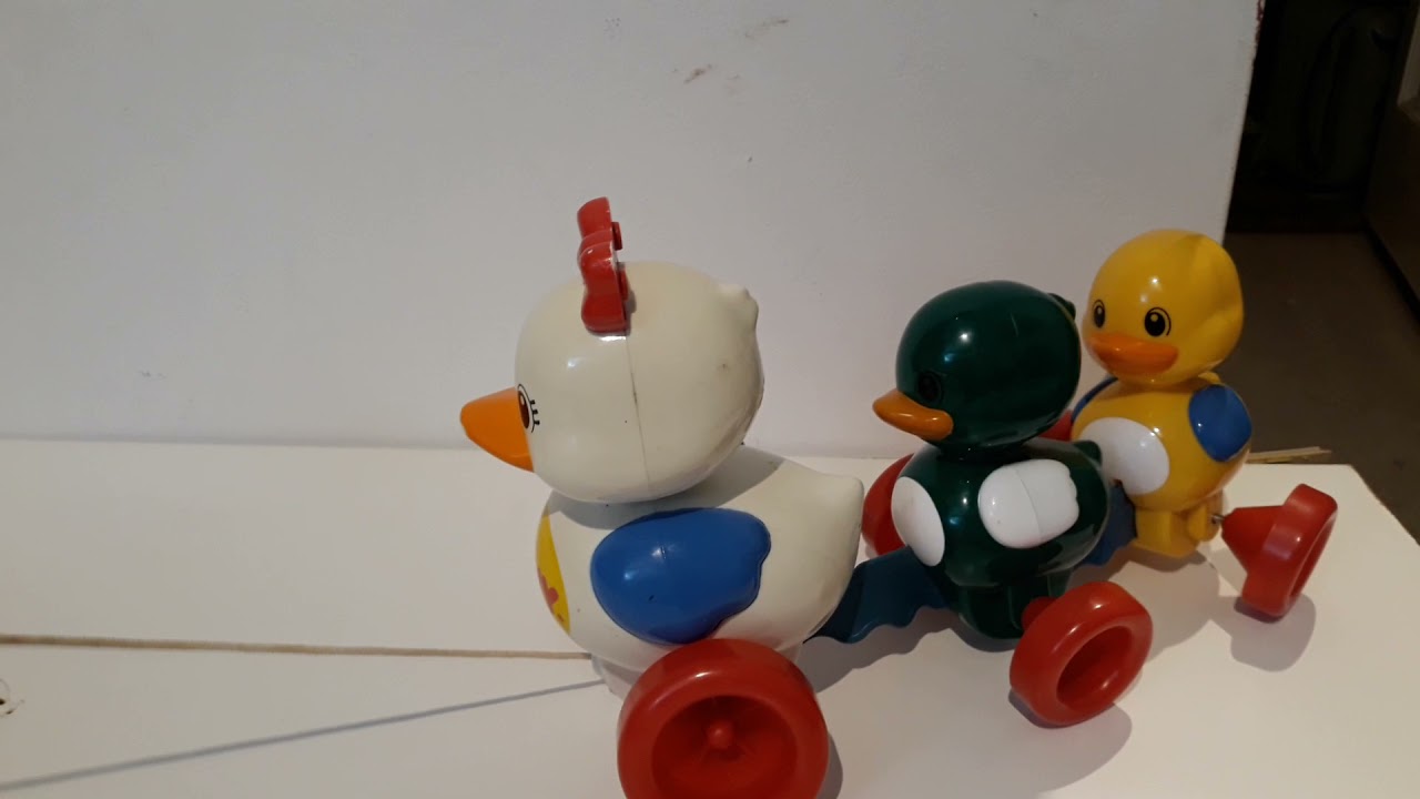 Vintage Tomy Quack Along Ducks, singing pull along toy - YouTube