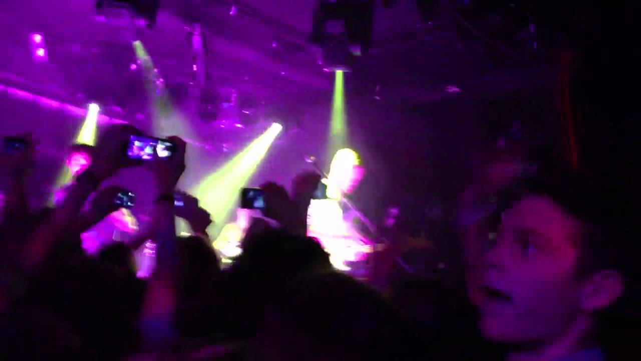 San Cisco - Awkward (LIVE) at Corner Hotel, Melbourne - YouTube