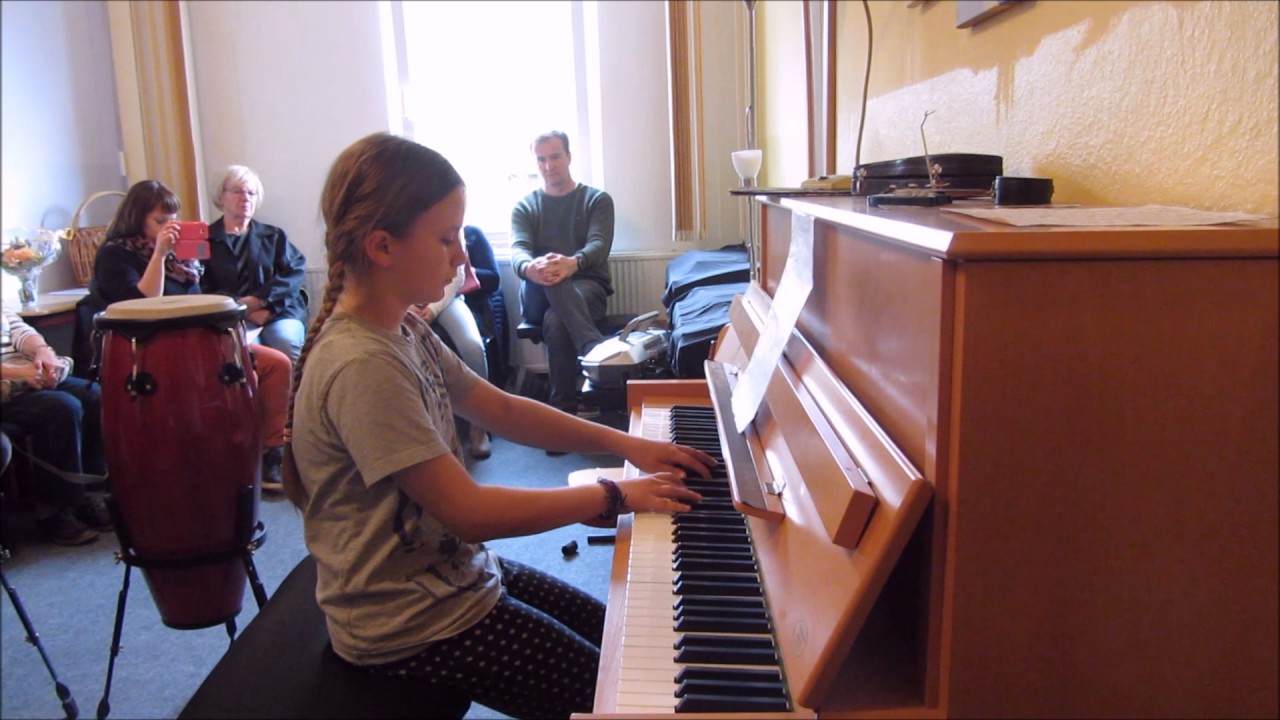 Daniel Hellbach. Der Abenteuer - YouTube