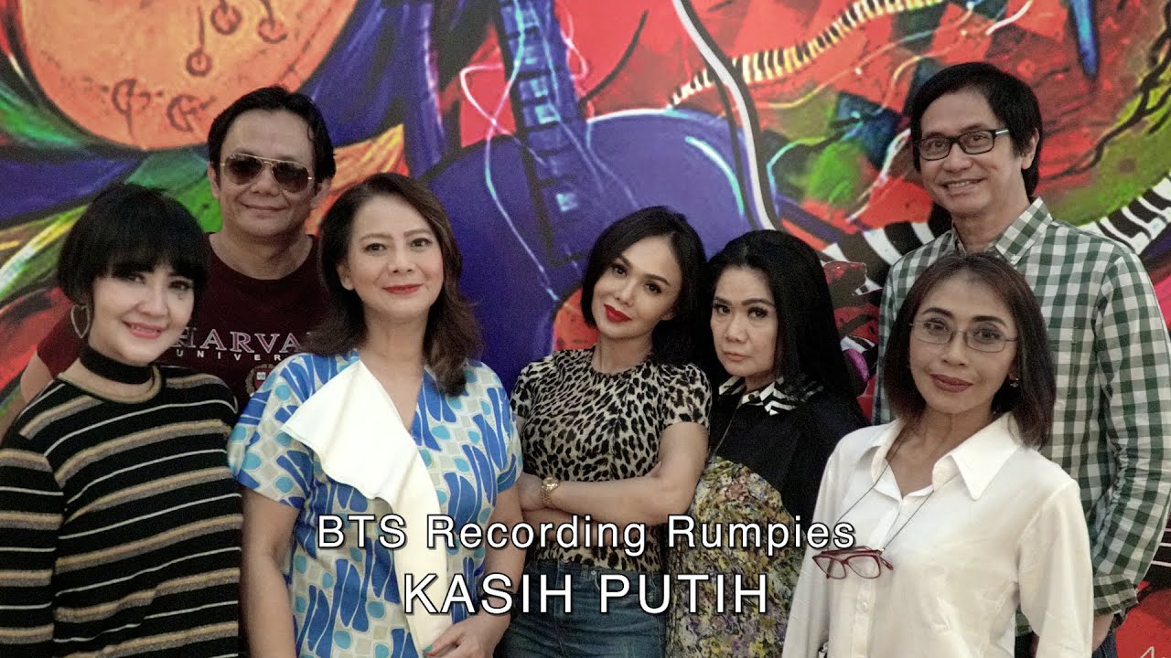 BTS Recording Rumpies Kasih Putih - YouTube