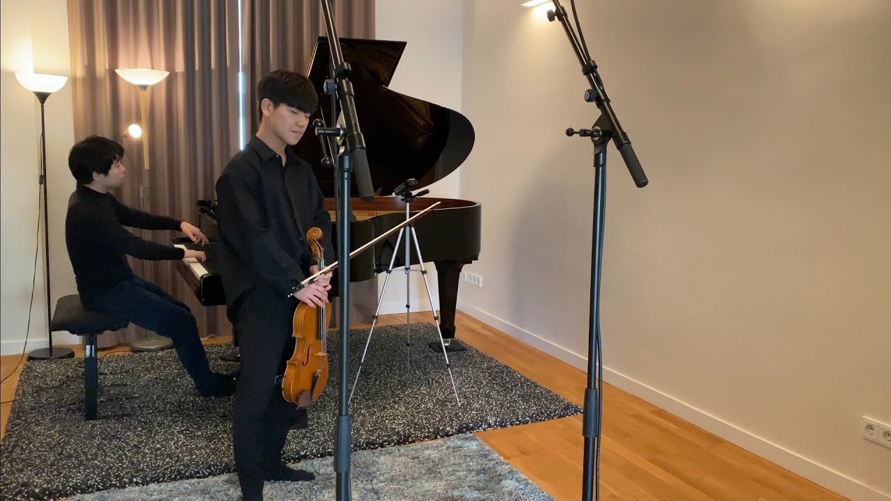 Carl Stamitz Viola Concerto in D Major, mvt.2, 3 / Kyungsik Shin - YouTube
