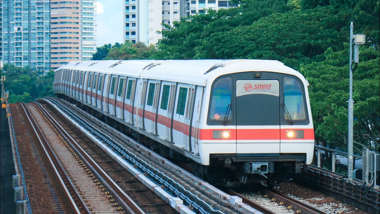 SMRT East West Line C651 (233/234) Boon Lay (EW27) → Joo Koon (EW29 ...
