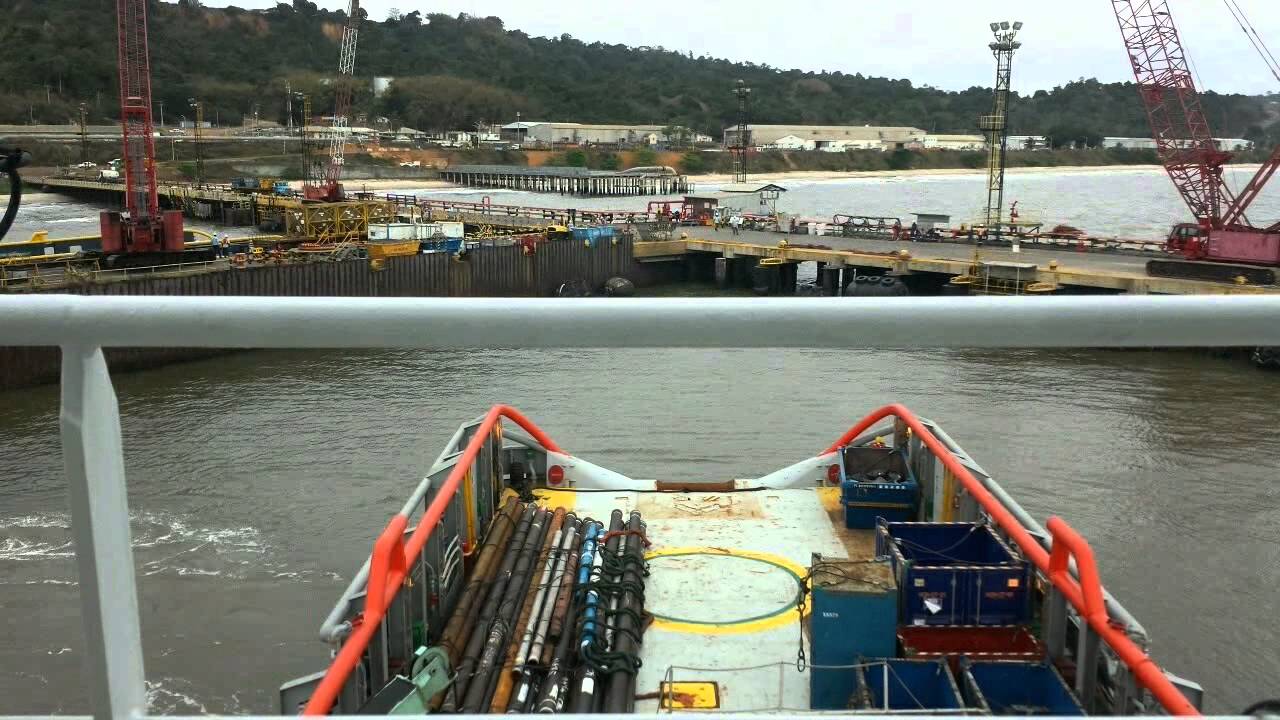 Bourbon Liberty 225 coming to Malongo Dock #4 - YouTube