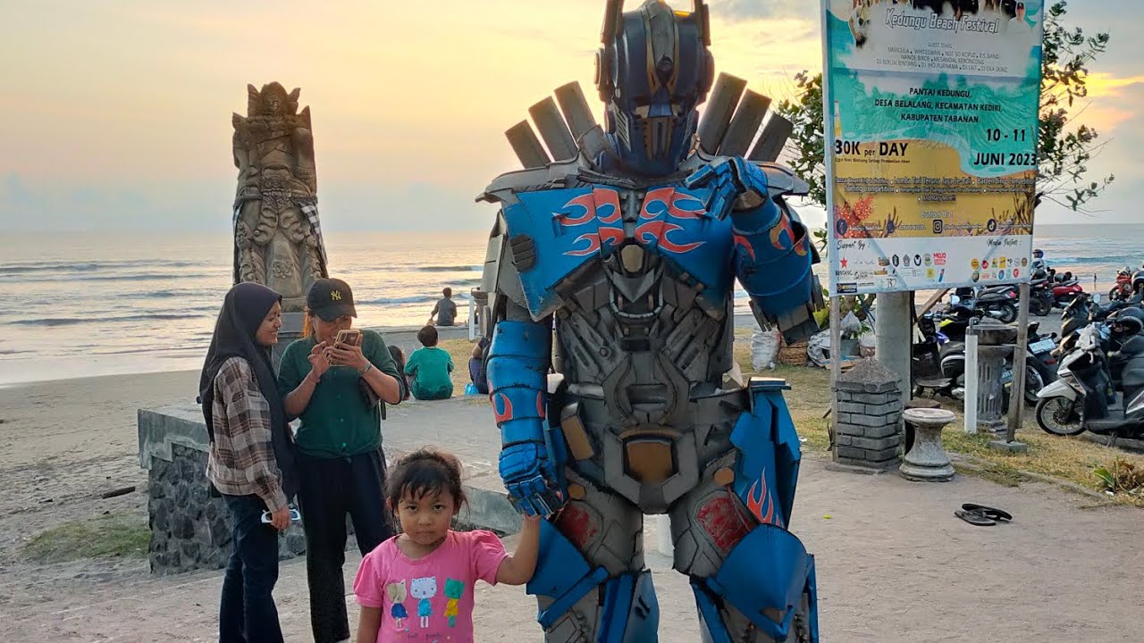 Sunset bersama Transformers || Kedungu Beach || - YouTube