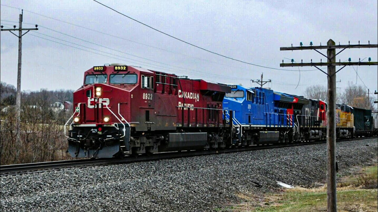 CP-GECX-CN-UP Lashup on 14M, SD40-3+Slug Set Lashup, + More! Railfanning Eaton Rd, 1/23/18 - YouTube