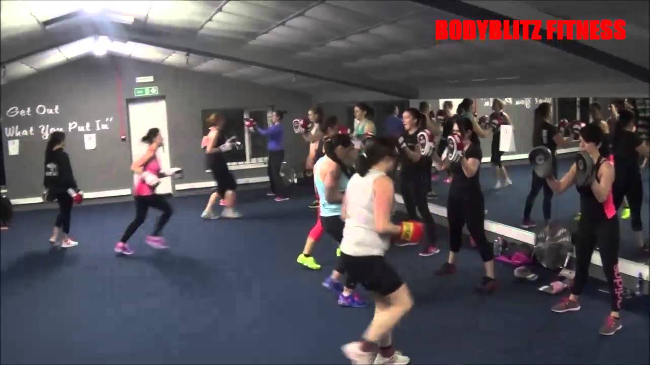Boxfit class at BodyBlitz. - YouTube