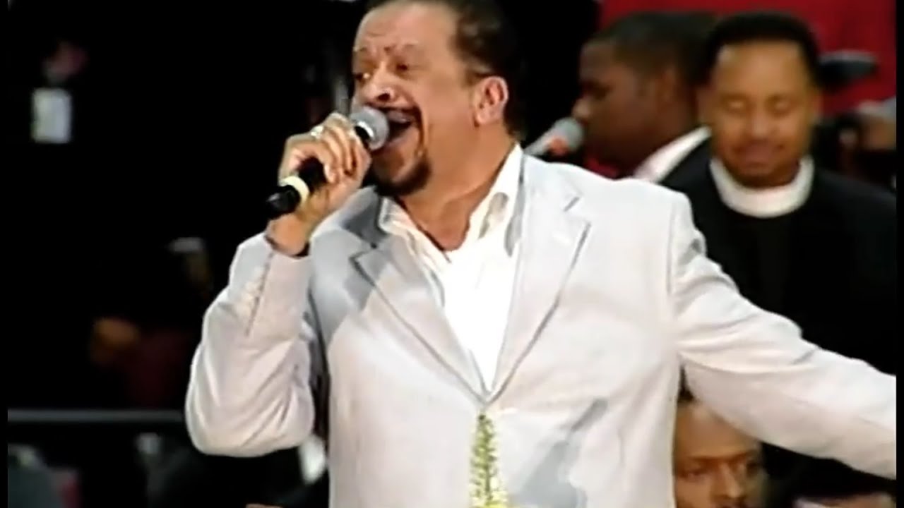 Remembering Gospel Legend Richard Smallwood Singing "I'll Trust You" at ...