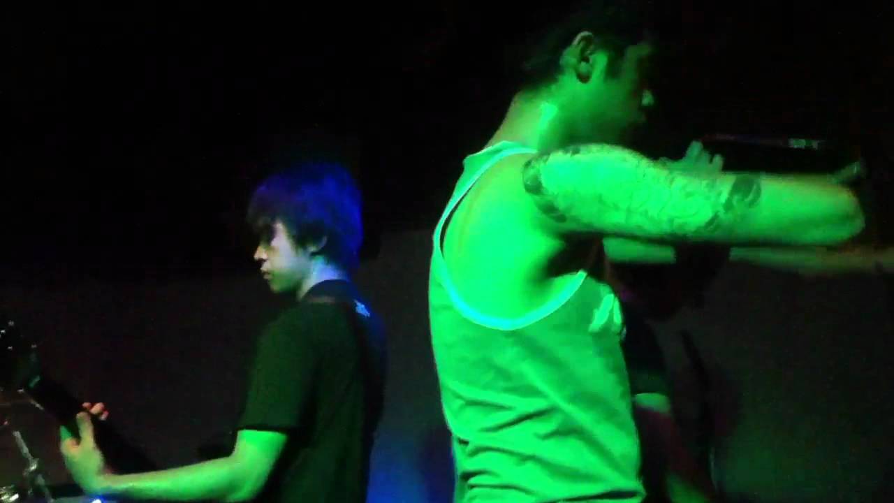 The Dennis Bato Story - Box Of Mocha - YouTube