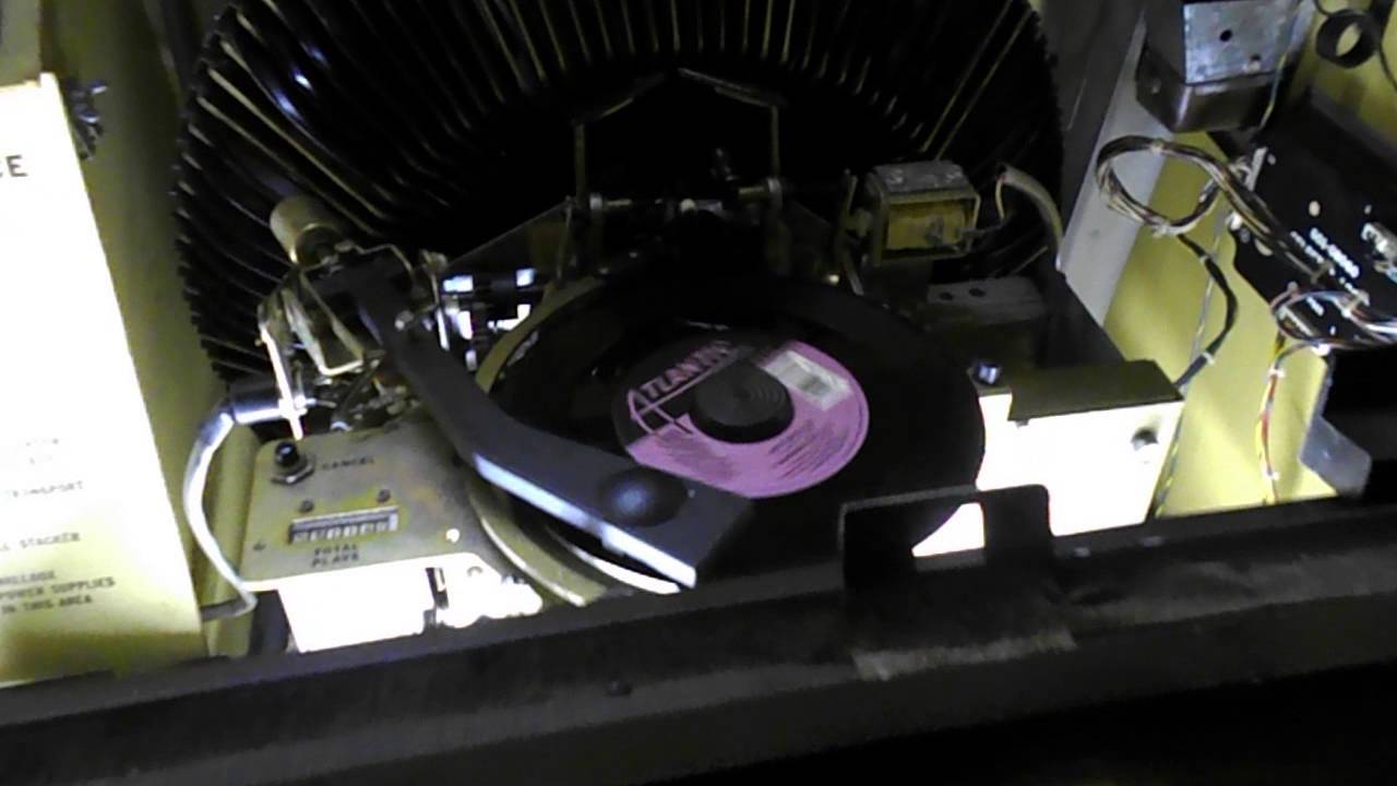1978 Jukebox made by Rowe AMI Recently Restored Model R82 - YouTube