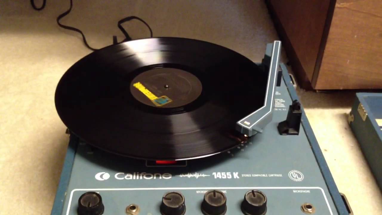 Califone Record Player playing Isaac Hayes - YouTube