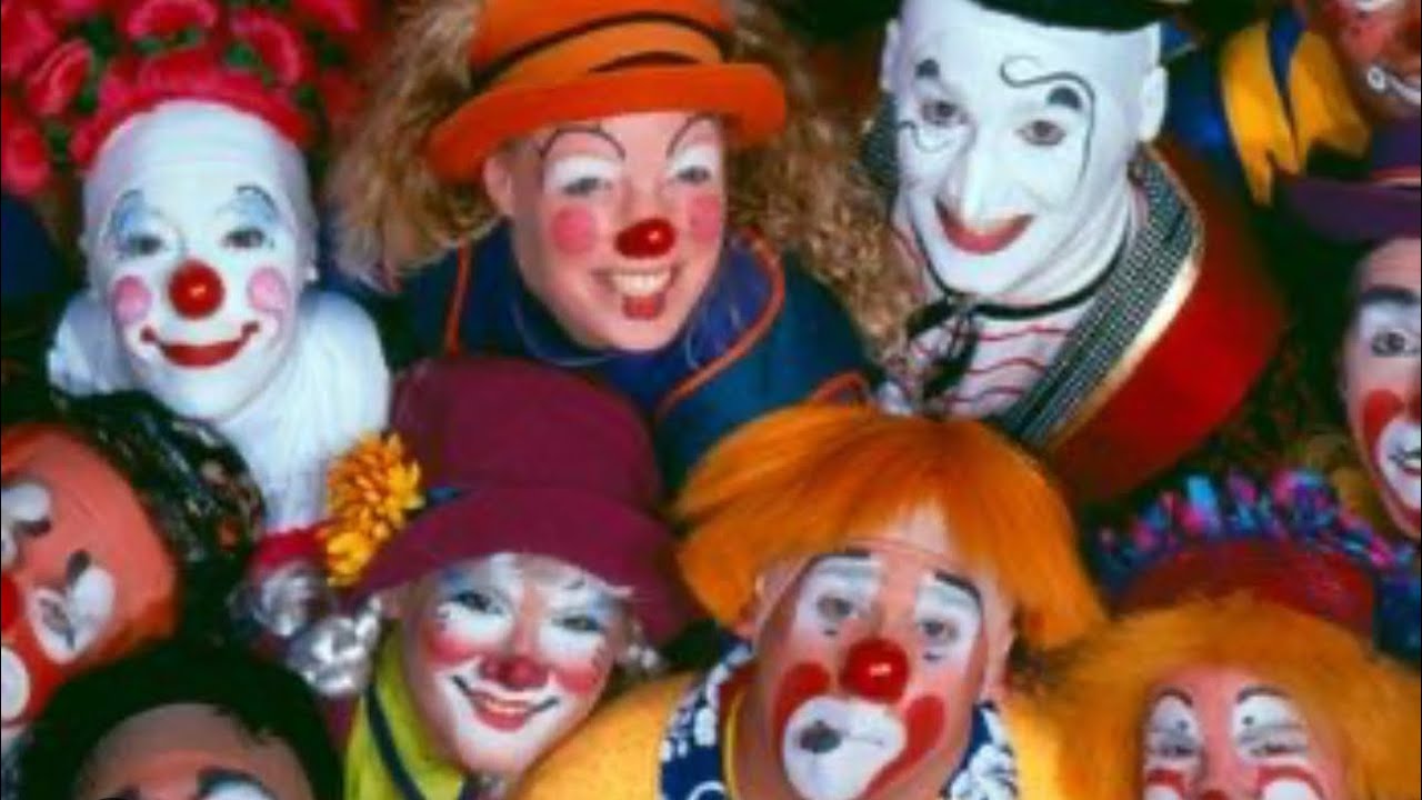 LATE night shift! Let's talk ishhh & laugh at the circus clowns! OPEN ...