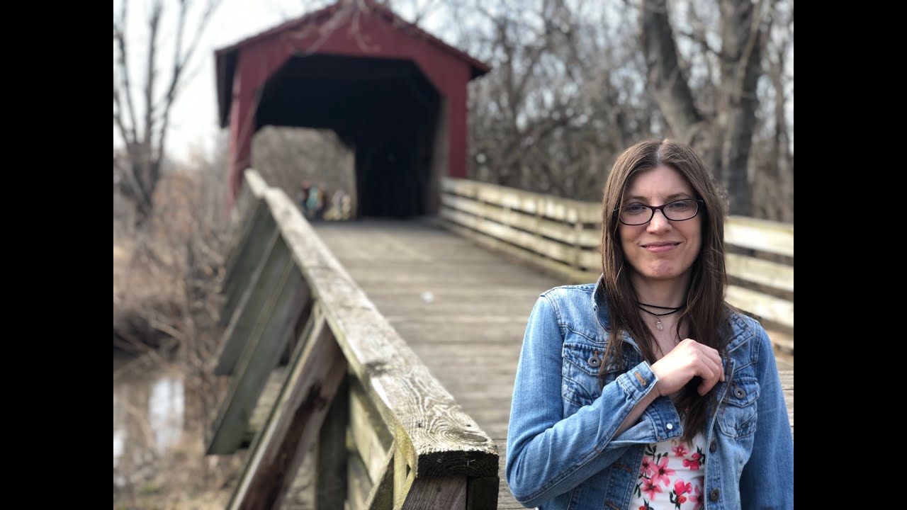 sugar creek covered bridge in Glenarm Illinois - YouTube