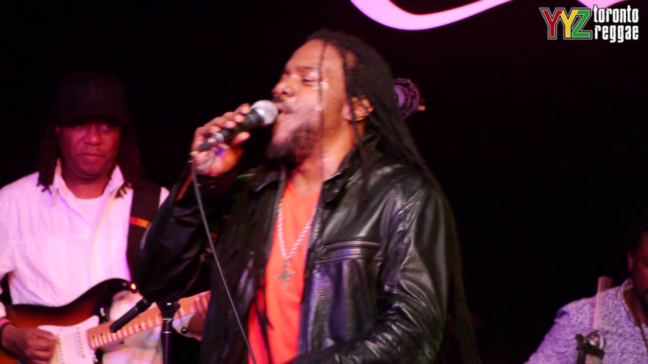 Chester Miller Caress Me Live Apr 24 2016 Lula Lounge Toronto - YouTube