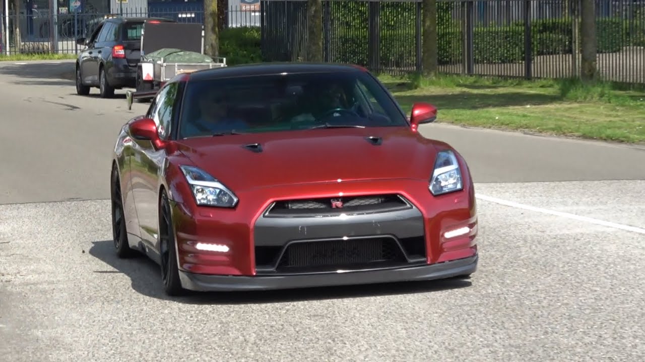 Modified Cars Leaving Car Meet - LB Walk GT-R, Supra MK4, Spyker C8, M8 ...