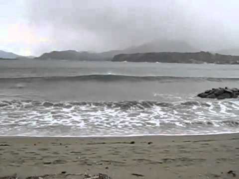 Dramatic footage of April 2012 tsunami hitting South Africa - YouTube