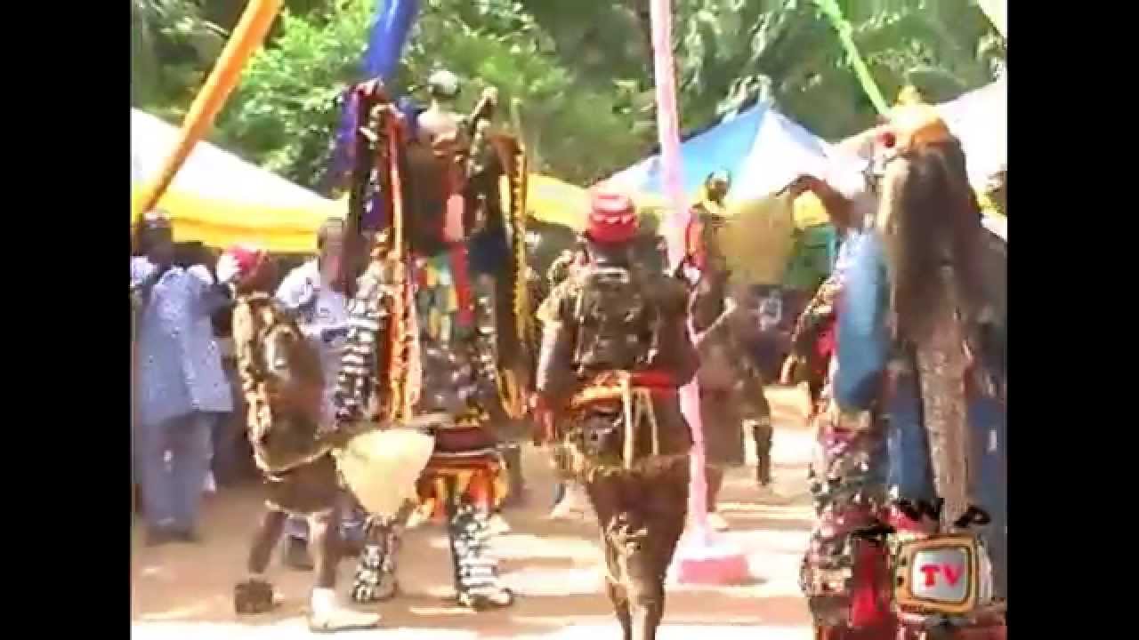 African Masquerade Dance - YouTube