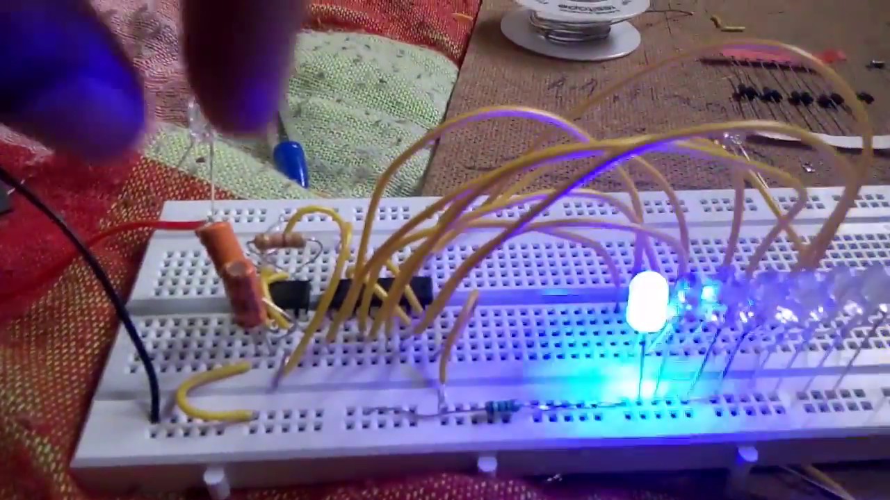 How to made LED chaser circuit using 555 timer IC - YouTube