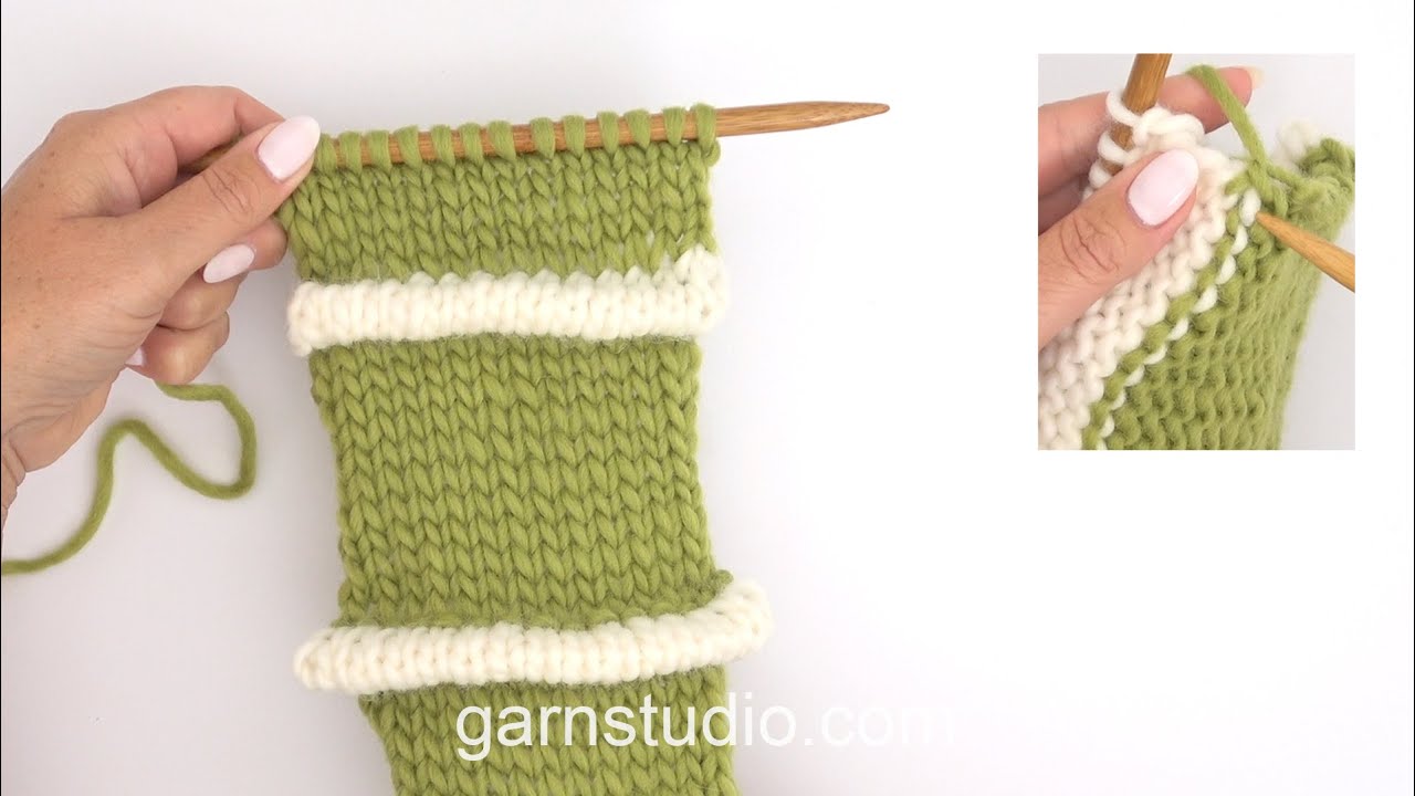 How to knit a pintuck (aka tuck) - YouTube