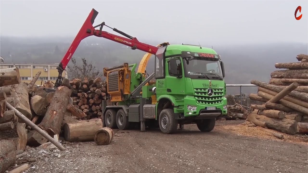 Amazing machines handling large wood logs. - YouTube