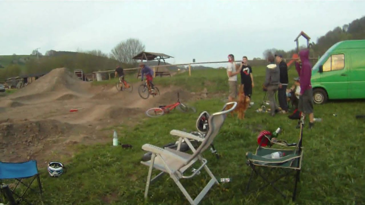 Roda Trails gemühtliche Runde - YouTube