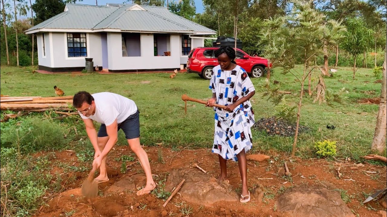 HUSBAND ATTEMPTS TO DIG IN AN AFRICAN VILLAGE! - YouTube