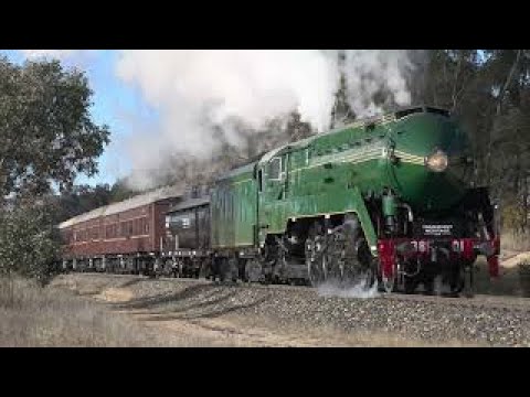 2021 06 05 and 6 - 3801 over Tumulla Bank in 4K and now in HDR - YouTube