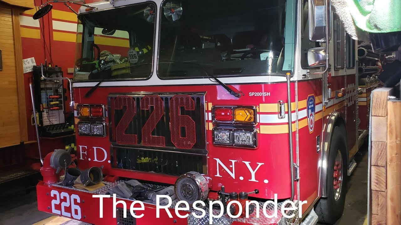 [BRAND NEW 2020] Seagrave Engine 226 responds 1st due with Q siren ...