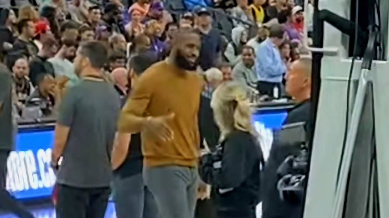 Lebron James shows lots of luv to fans and arena security - YouTube