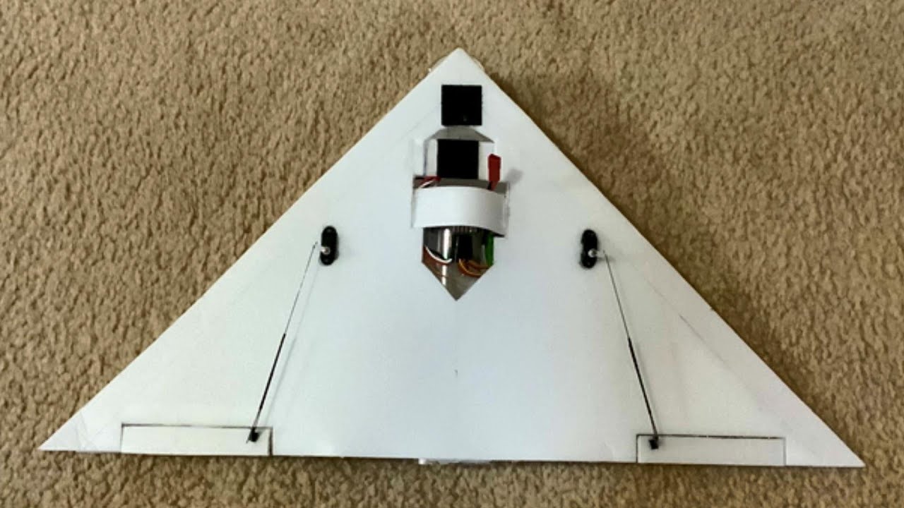 Prototype Cartoon A-12 Avenger II - The Flying Dorito (3s EDF) Test ...