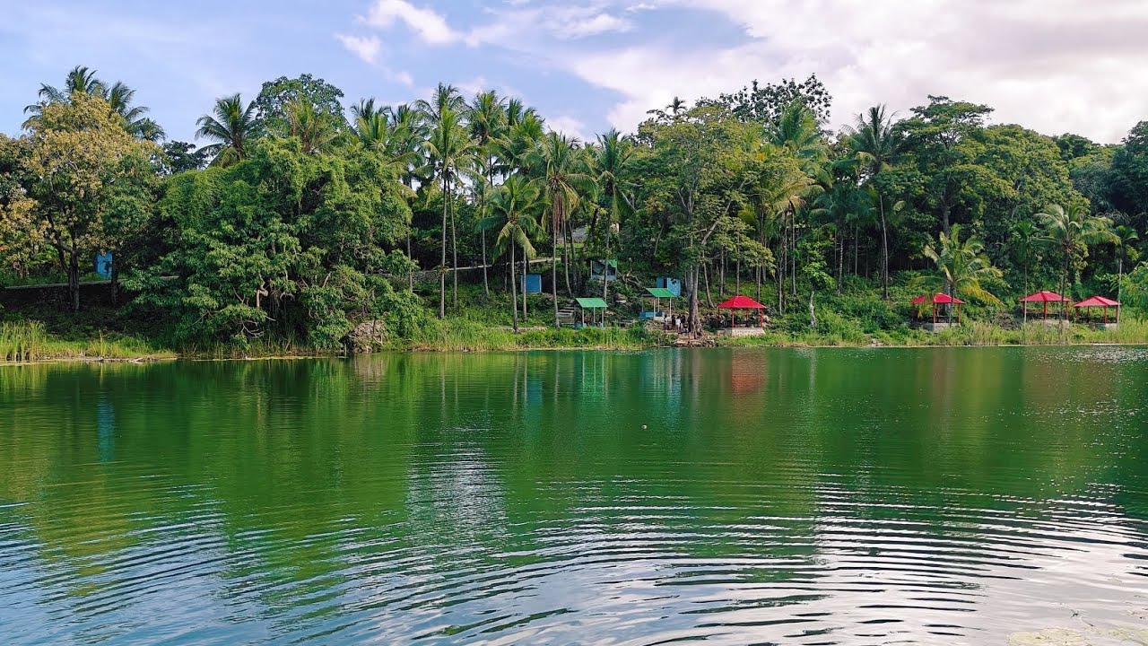 Lagoa Hogabiloi Bahamori(Venilale, Baucau, Timor leste) & nia paisagem ...