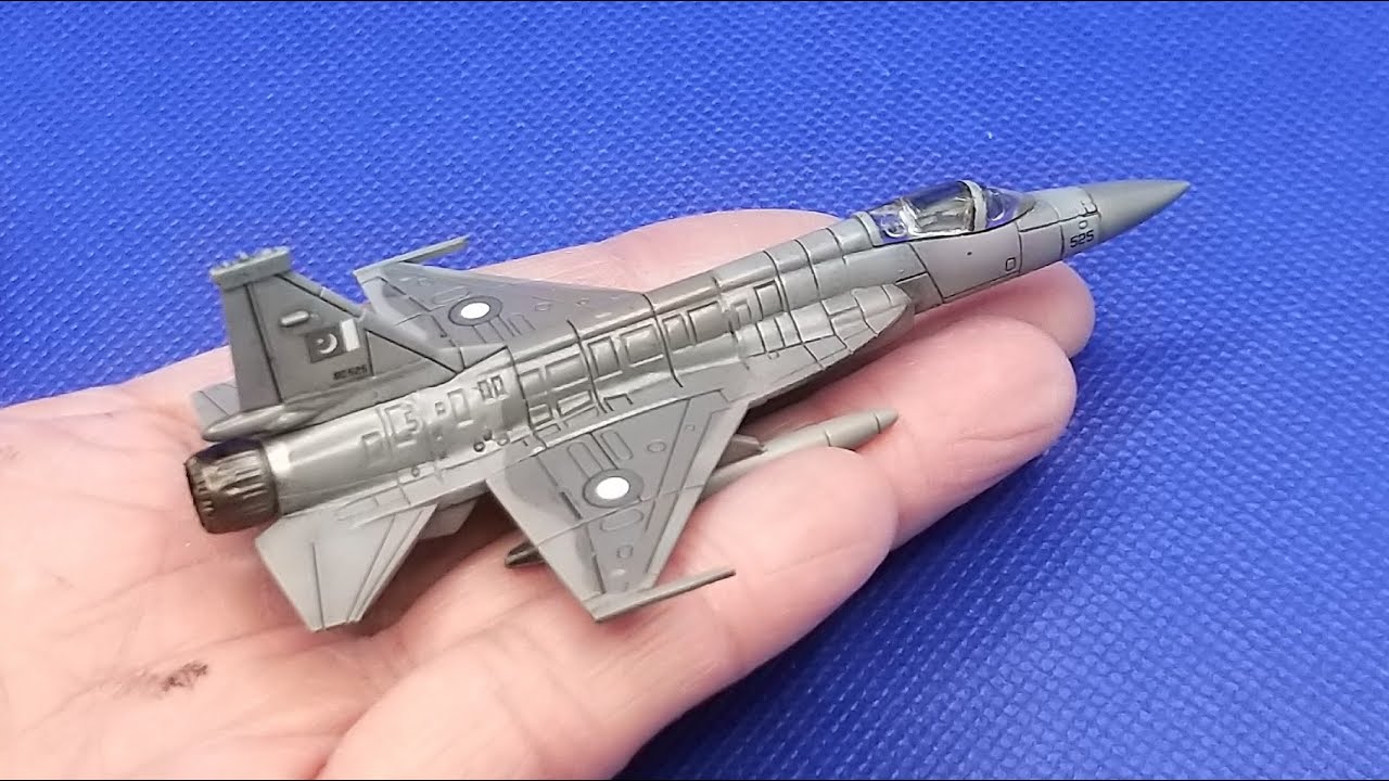 JF-17 1/144 aircraft midel, Easy Build - YouTube