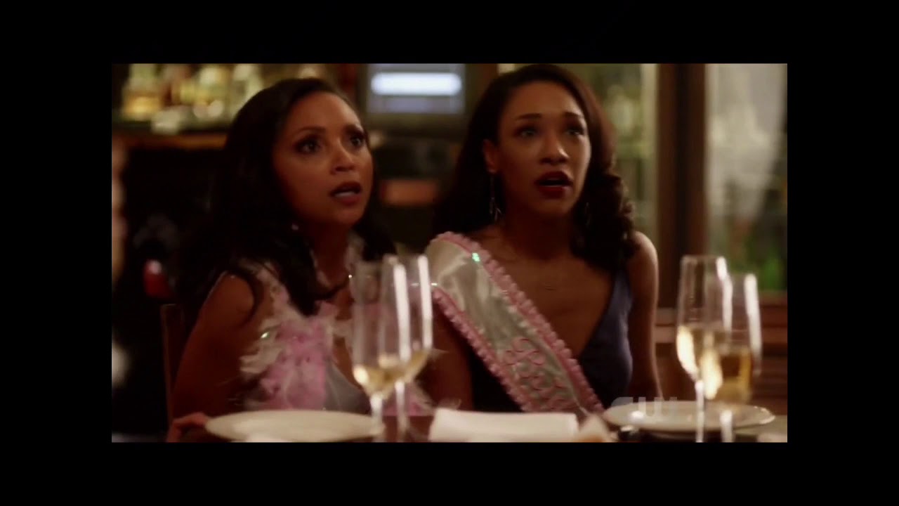 The Flash: Girls Day Out Scene - YouTube