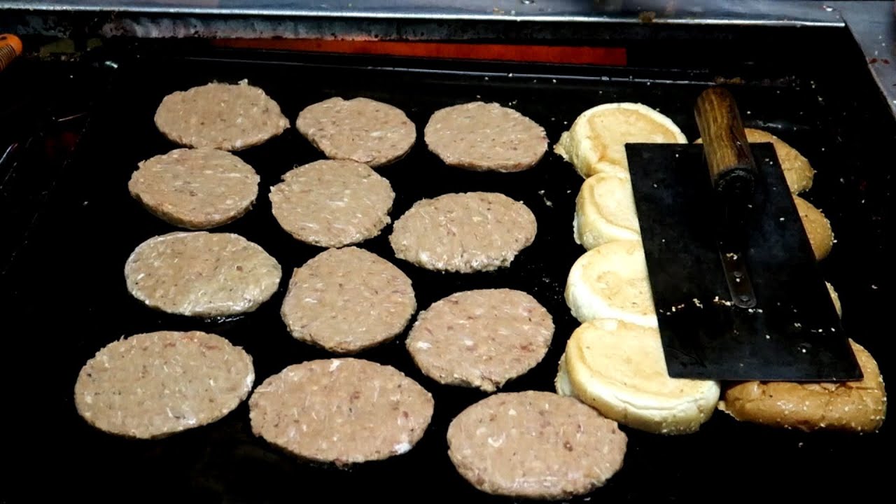 Lorry Putih Burger - Malaysia Street Food - YouTube