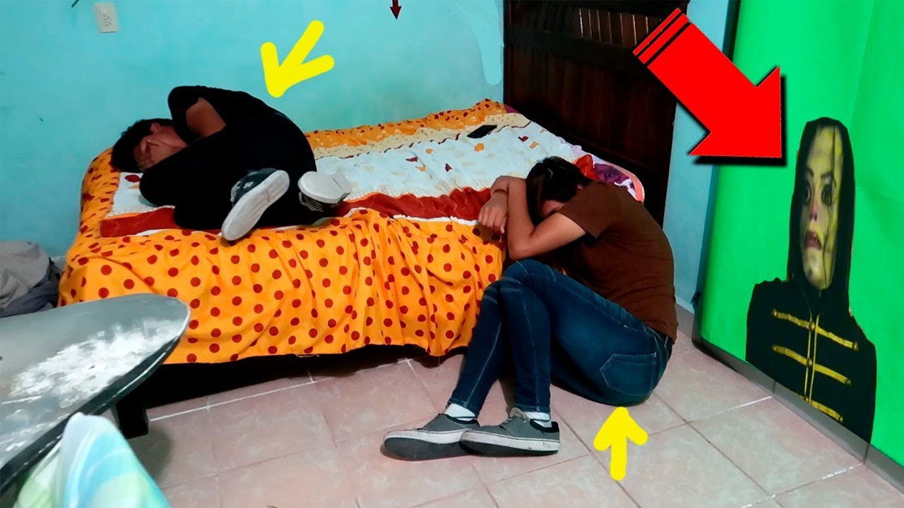 Aquí se aparece el AYUWOKI en la NOCHE - YouTube