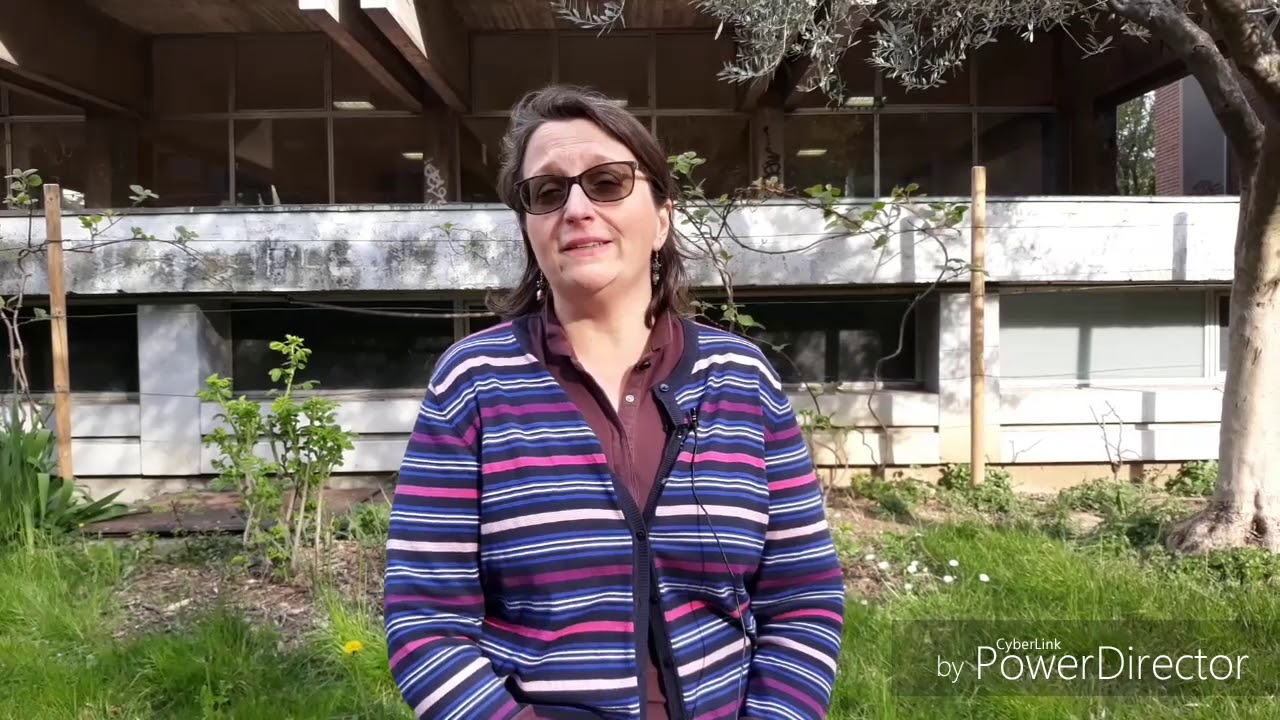 PIU' UGUALI CHE DIVERSI. Intervista a Maria Peri - YouTube
